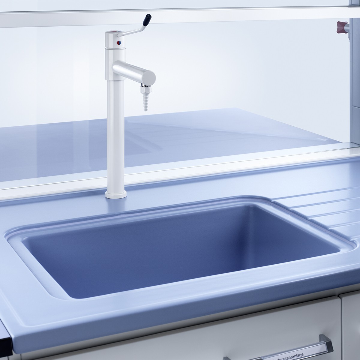 Laboratory sinks and basins for hygienic work | Köttermann